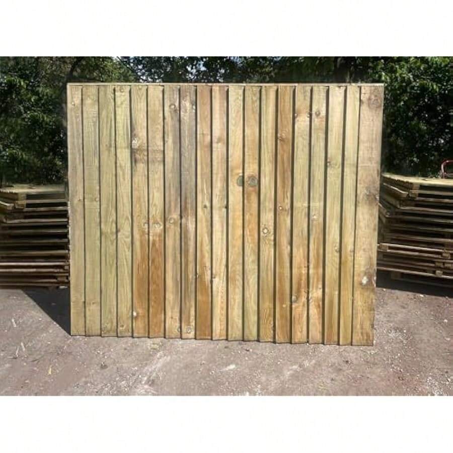 Beds PlanetFeather Edge Fence Panels| Timber Fence Panel | Tanalised ...