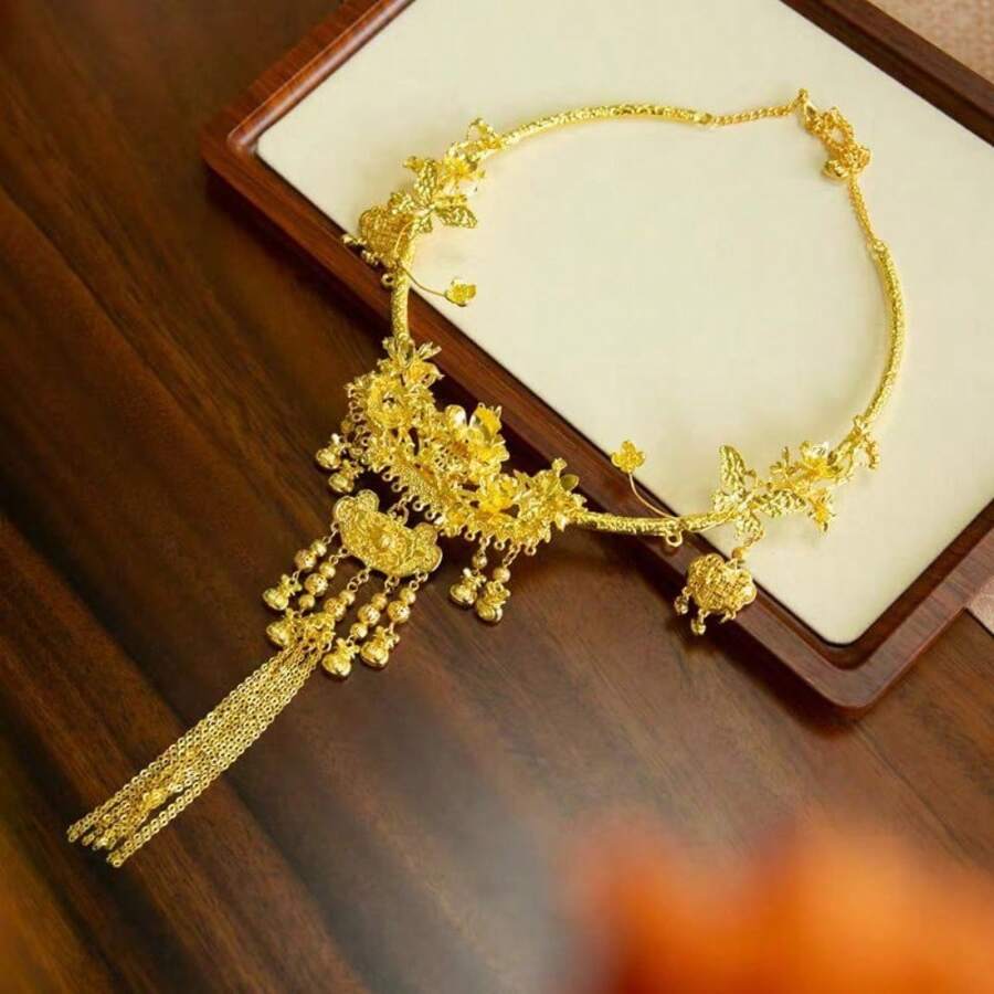 Cadeau de Saint Valentin. Nouvelle mariée chinoise pompons en or pur ...