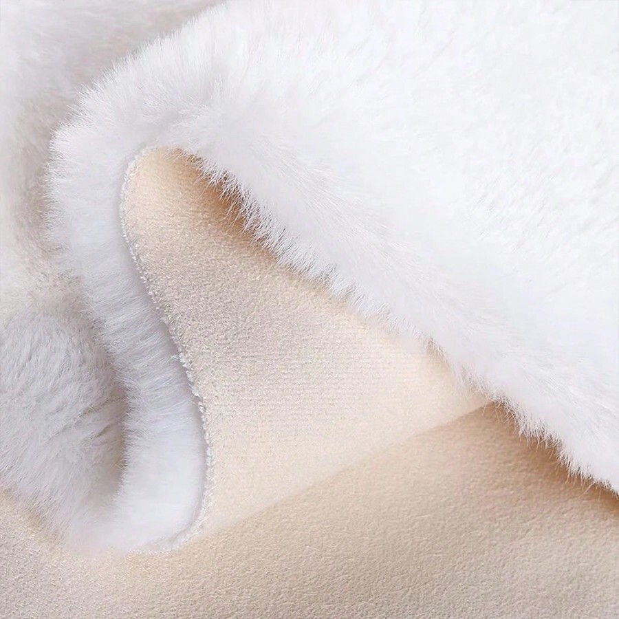 Artificial Rabbit Fur Soft Asymmetric Cloud-Shaped Decorative Floor Mat ...