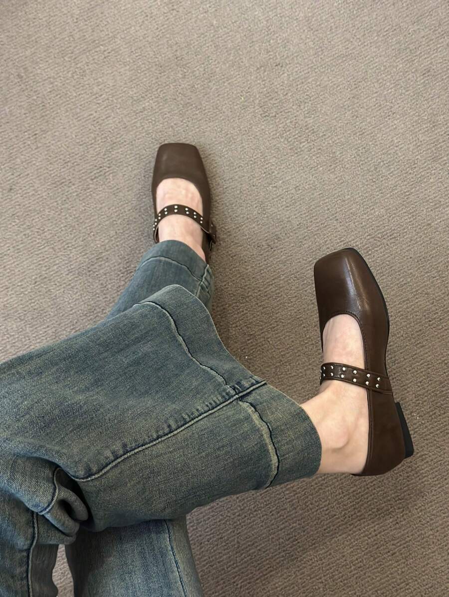 Ballerine da donna con punta quadrata stile "Mary Jane", modello nuovo per la primavera 2025 ...