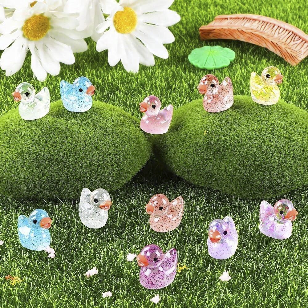 50 Mini Sparkling Ducks, Colorful Resin Ducks, And Plastic Animals That ...