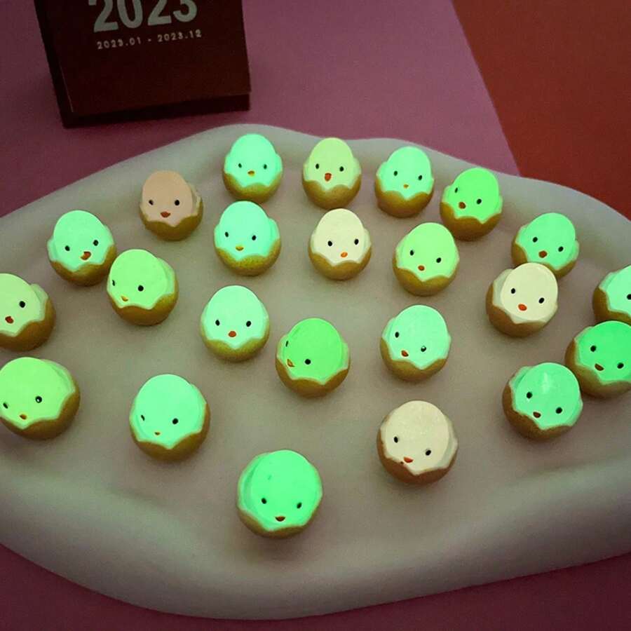 36pcs Mini Resin Animal Mini Resin Hatched Chick Luminous Fresh Hatched ...