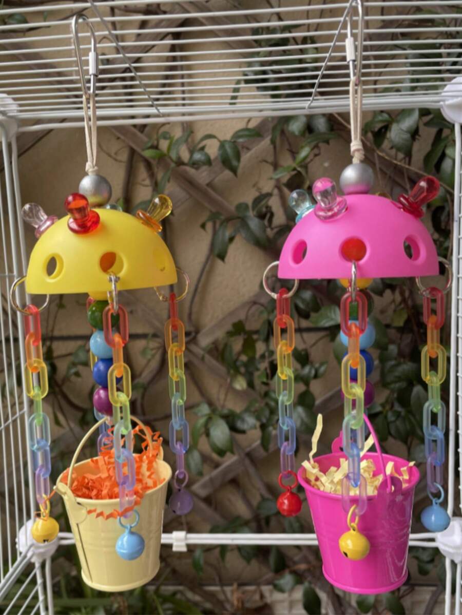 Juguete interactivo de forrajeo y masticado para loros - Diseño de cubo ...