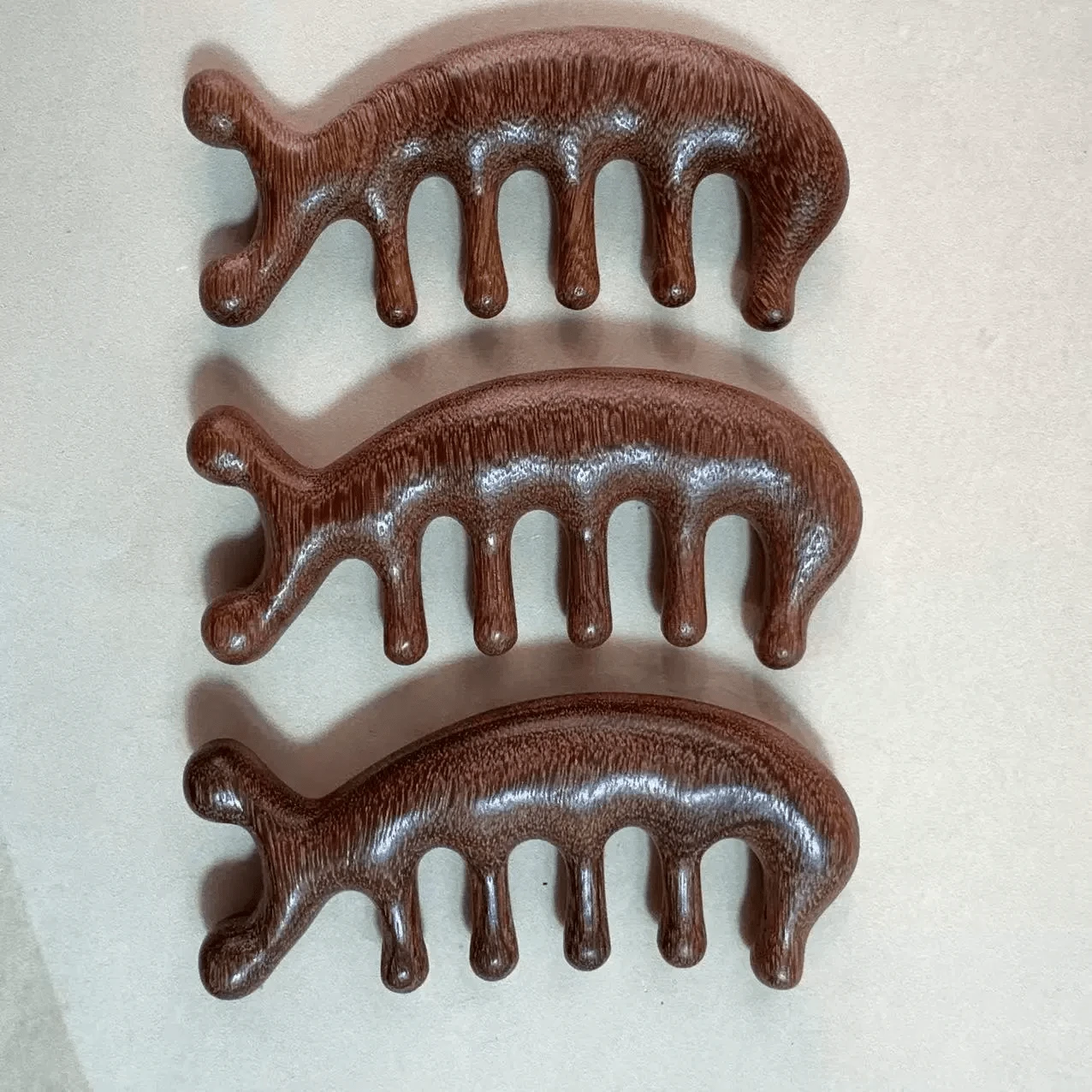 Golden Silk Green Sandalwood Massage Comb Five-Finger Massage Ball ...