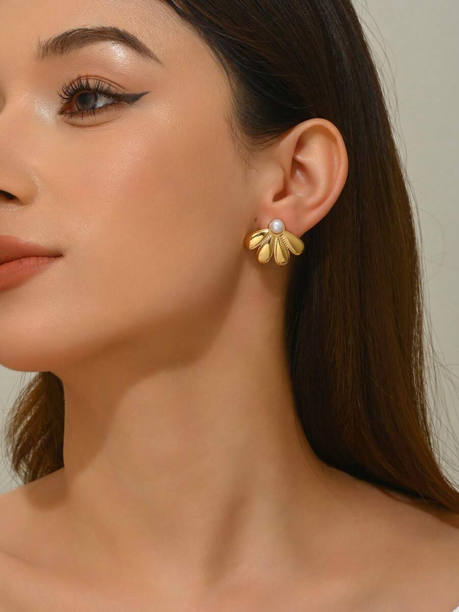 Elegant Retro 4-Leaf Flower Petals Inlaid Faux Pearl Stud Earrings, Low ...