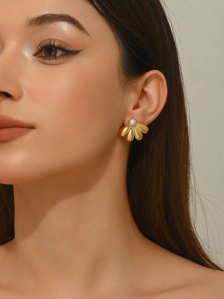 Elegant Retro 4-Leaf Flower Petals Inlaid Faux Pearl Stud Earrings, Low ...