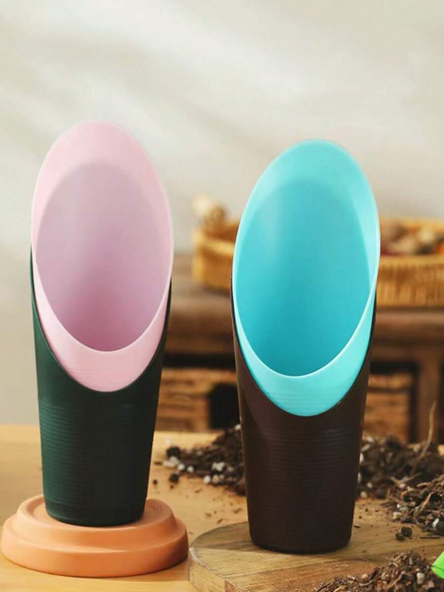 1 Pc Multi-Purpose Garden Spade - Sturdy Plastic, Ideal For Planting ...