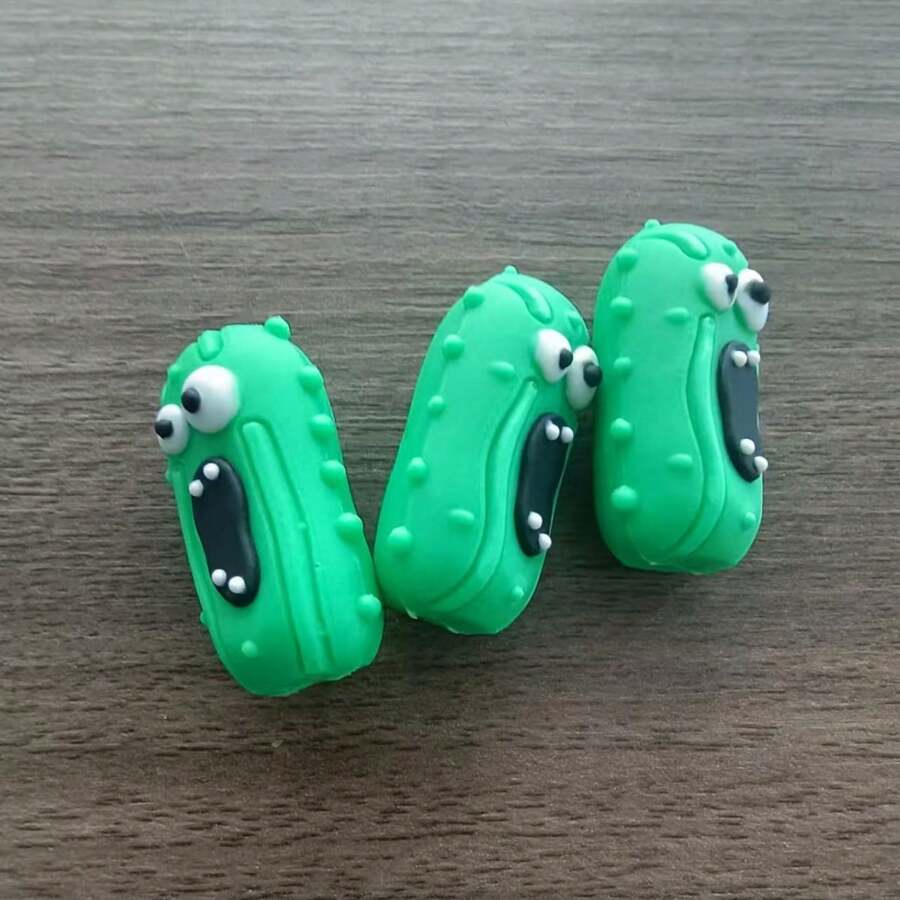 1 pieza Mini Pepinillo Gritón en Tarro de Vidrio - Decoración Colgante ...