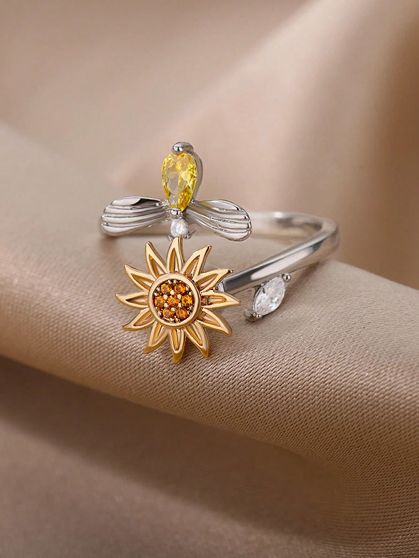 1 PC Luxury Crystal Snowflake Rings For Women Rotatable Fidget Anxiety ...