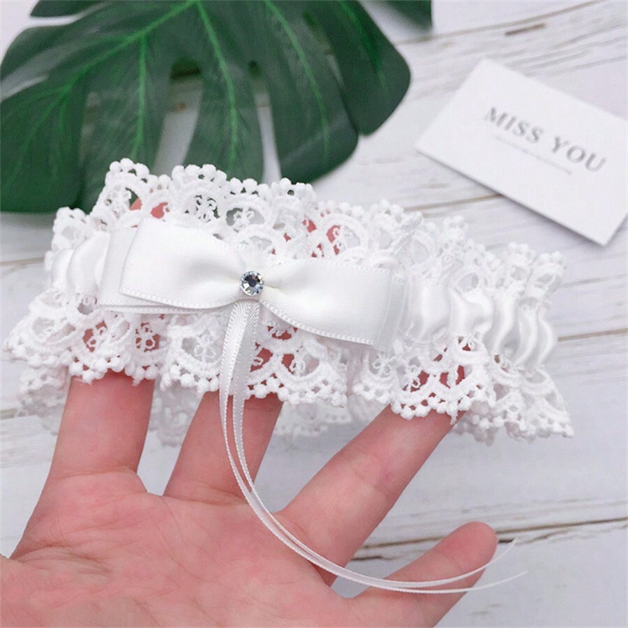 Bridal Wedding Garter With White Lace, Crystal Bow Leg Garter For Bride ...