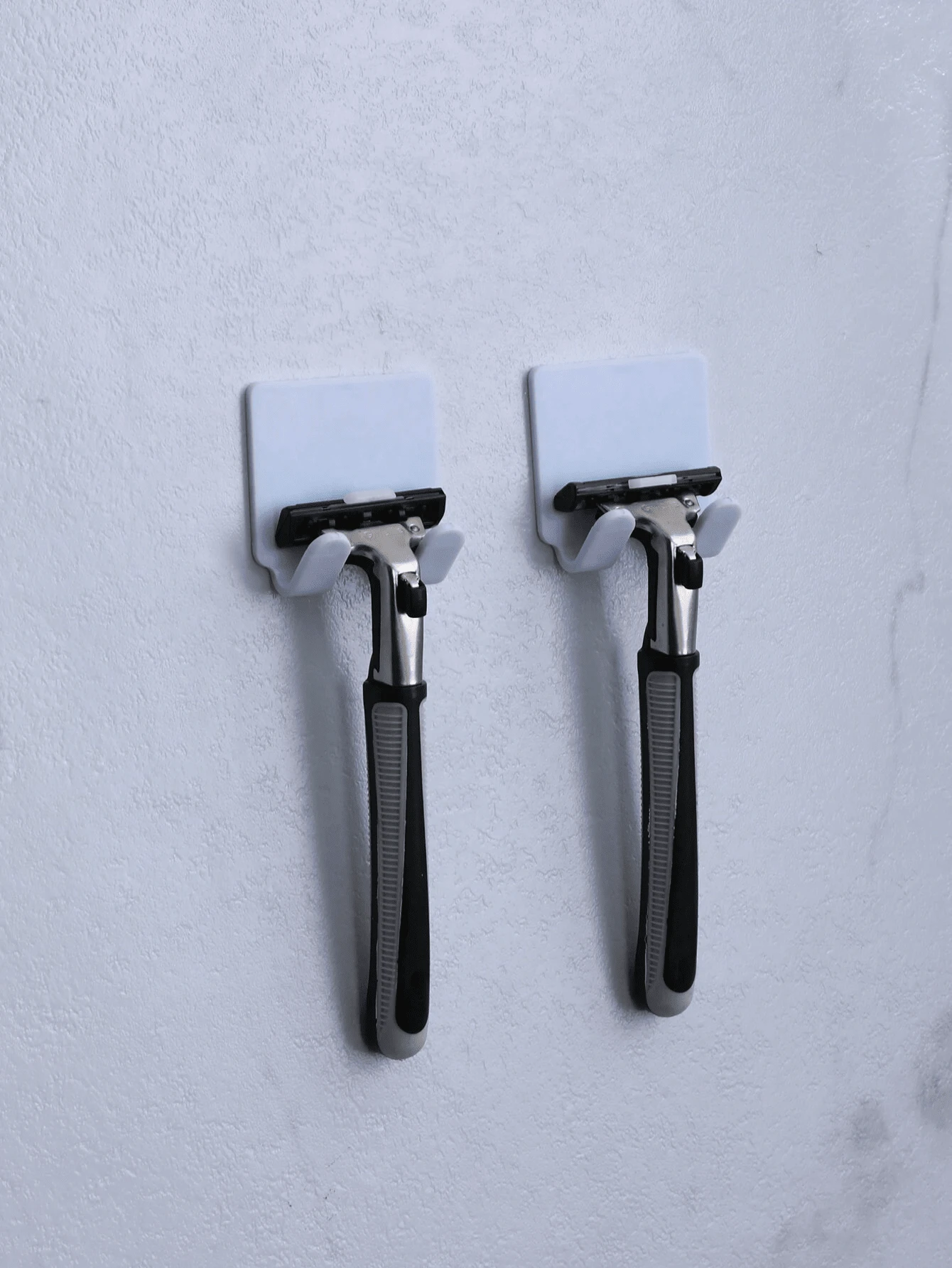 2pcs Powerful Adhesive Shaver Holder, Wall-Mounted Hook For Razor ...