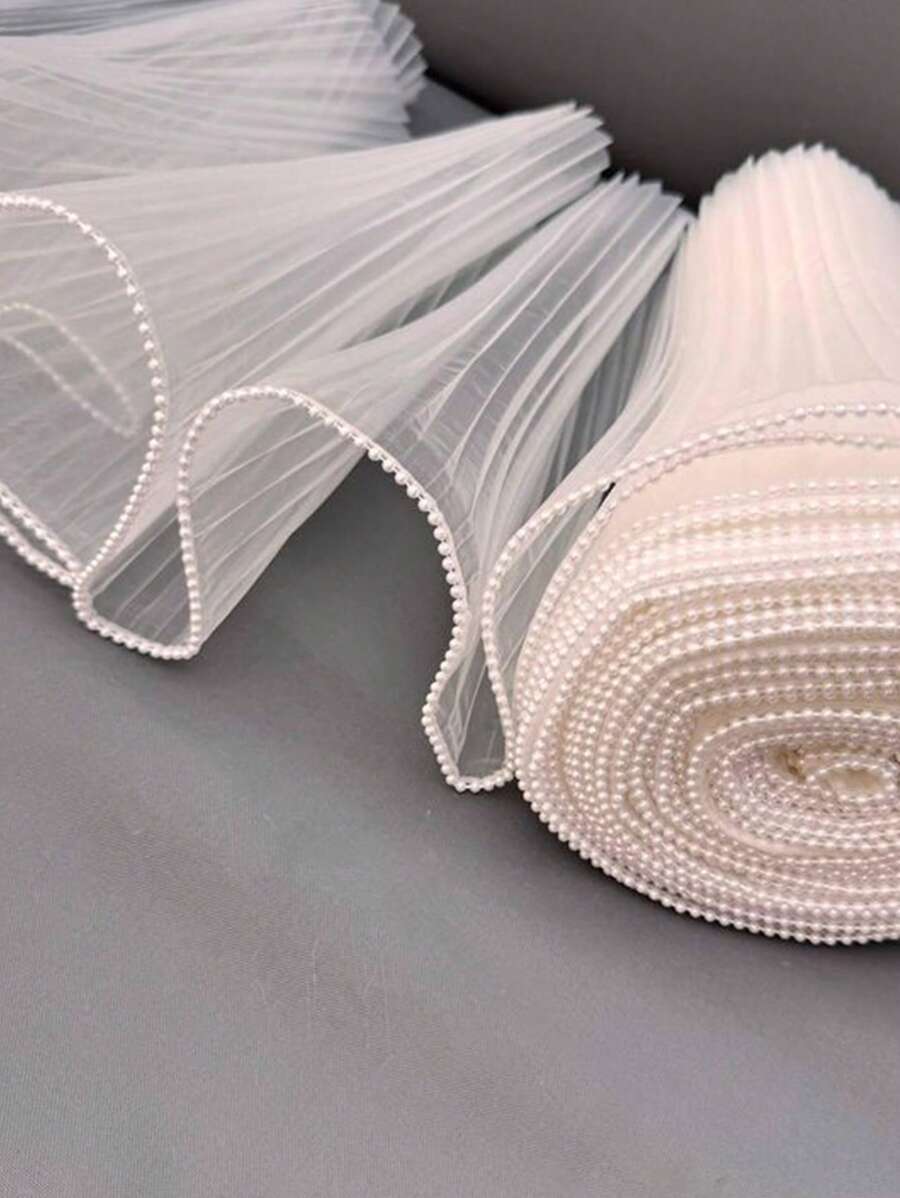 One Rolls Of White Flower - Wrapping Mesh Paper With A Pearl - Edged ...