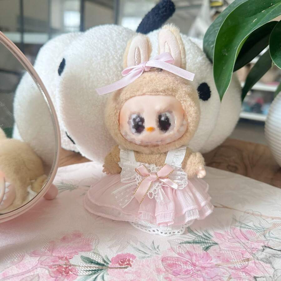 2 stuks (alleen kleding) Eerste en tweede generatie Labubu Blind Box ...