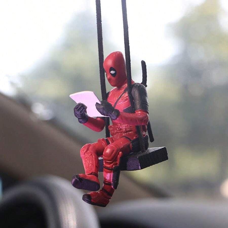 Disney Figurine de collection Deadpool, Deadpool assis sur la ...