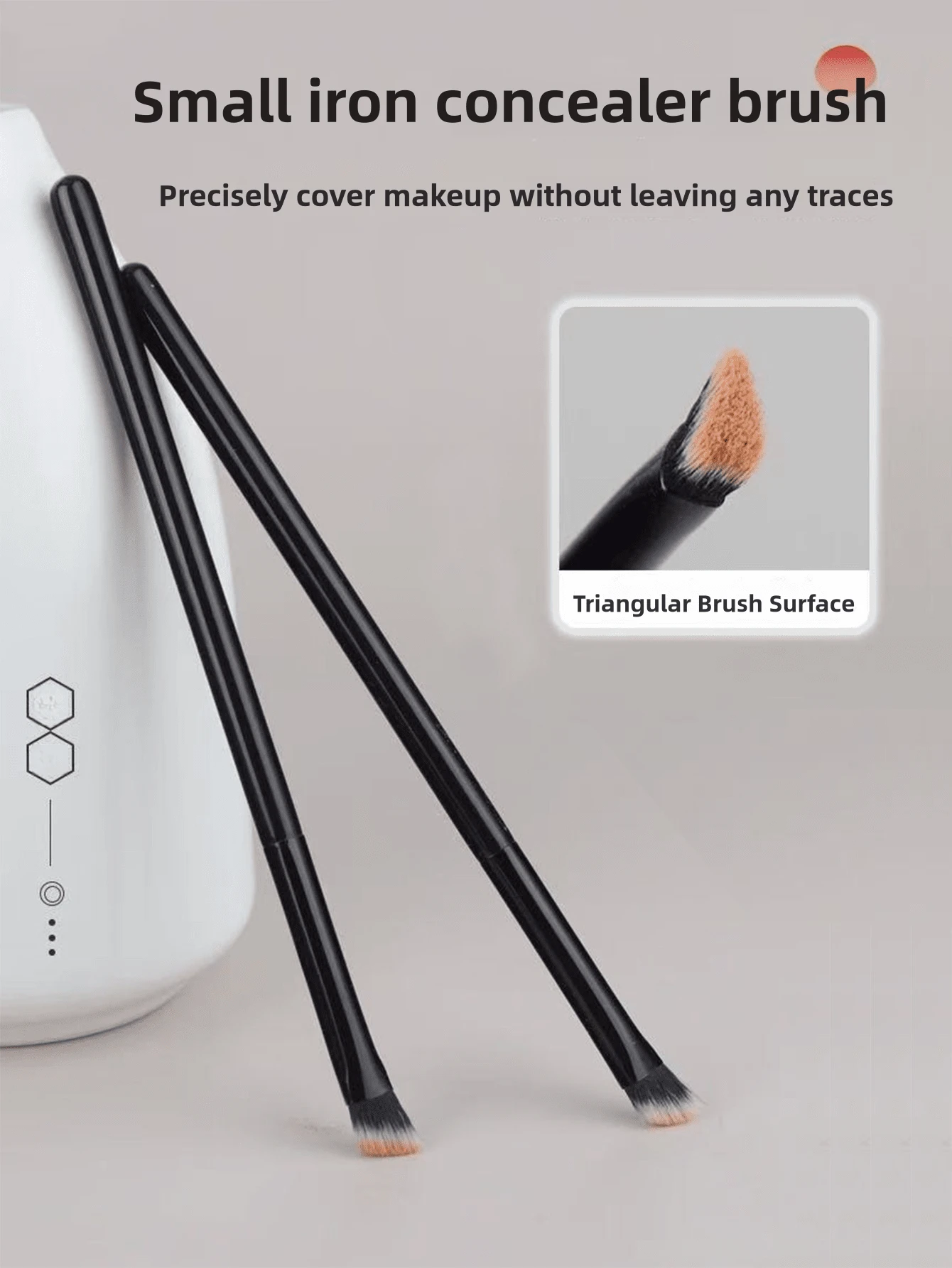 1pc Mini Concealer Brush, Small Triangular Concealer Brush, Angled ...