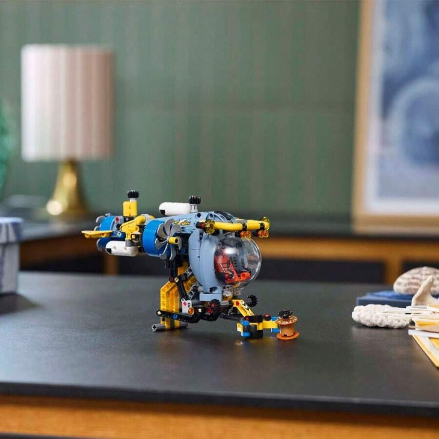 LEGO 42201 Deep Sea Research Submarine Mechanical Group Series 2025 New ...