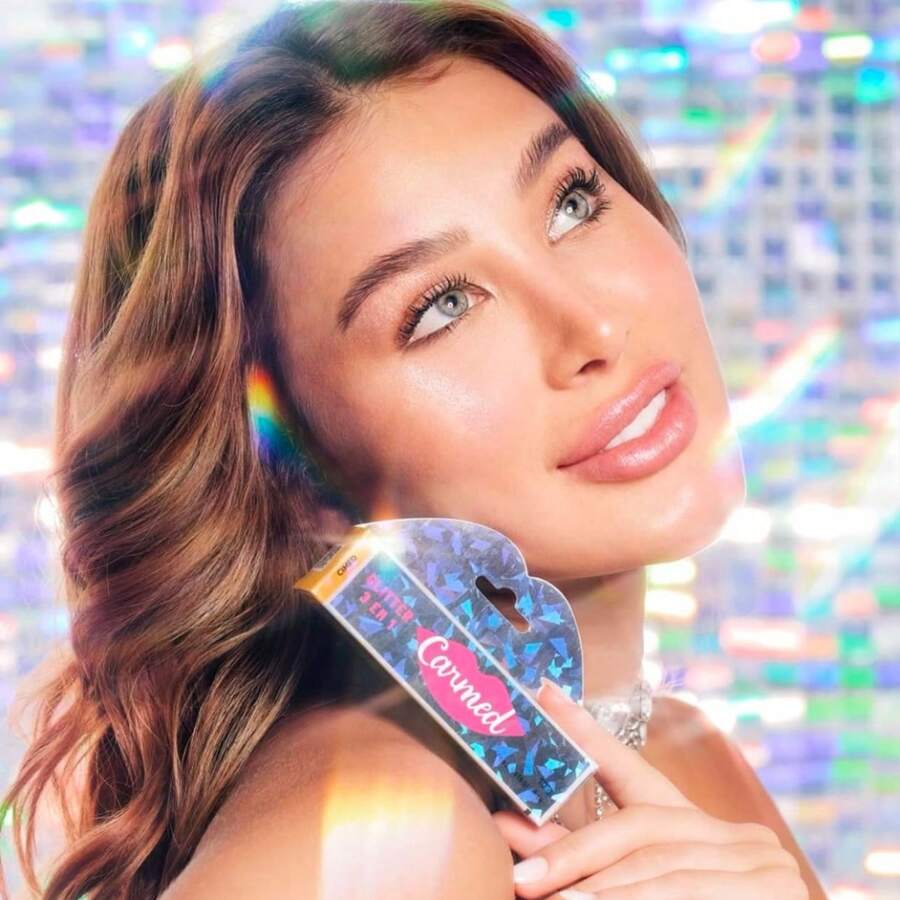 Hidratante labial carmed glitter 3 em 1 10g make multiuso proteção e ...