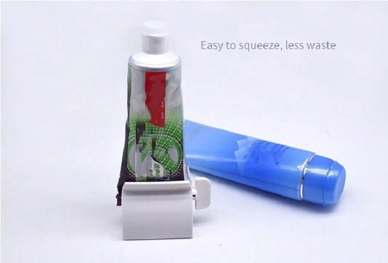 Couple Rabbit & Teddy Bear Toothpaste Squeezer, Manual Toothpaste ...