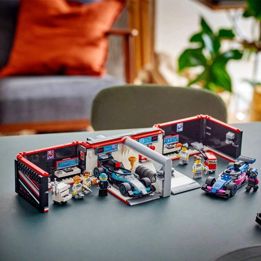 LEGO 60444 F1 Garage And Mercedes And Alpai Racing City Series 2025 New ...