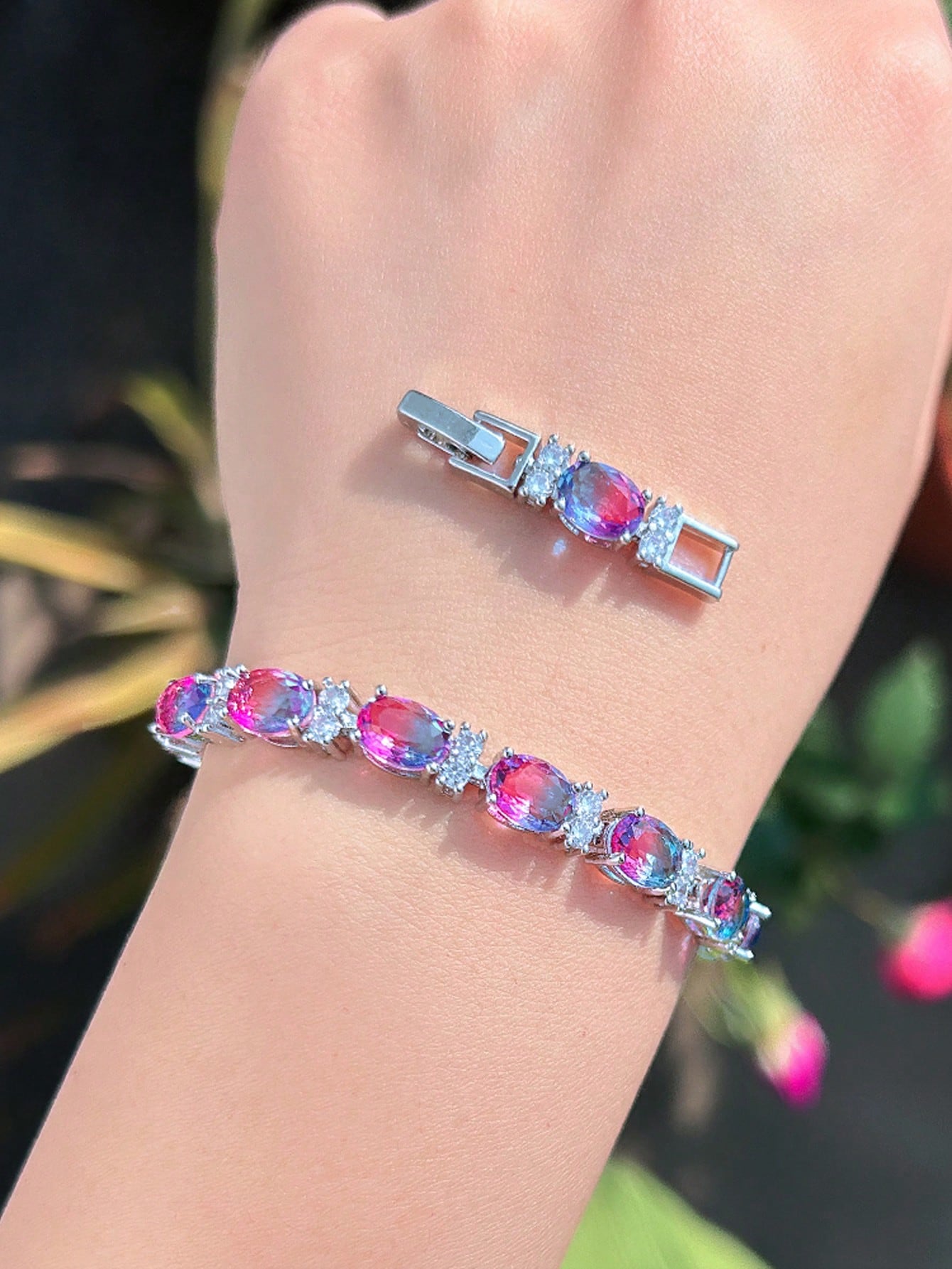 1pc Attractive Multi Blue And Red Gradient Color Cubic Zirconia Round ...