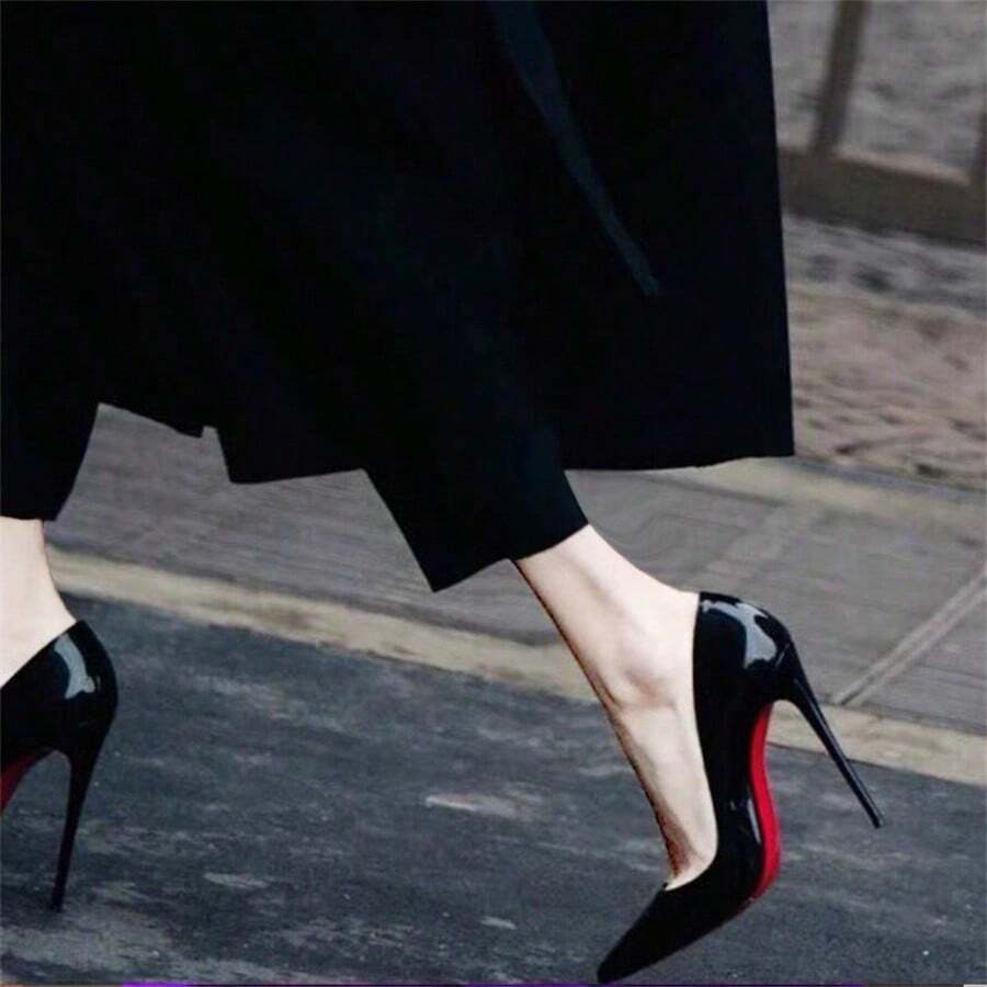 The Girl With High Heels, Erotic With A 10-Centimeter High, Black Red ...