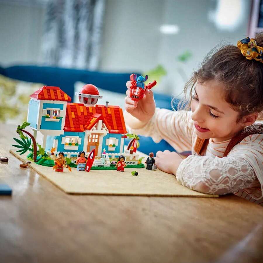 LEGO LEGO Disney Lilo And Stitch Beach House Building Toy With 5 ...