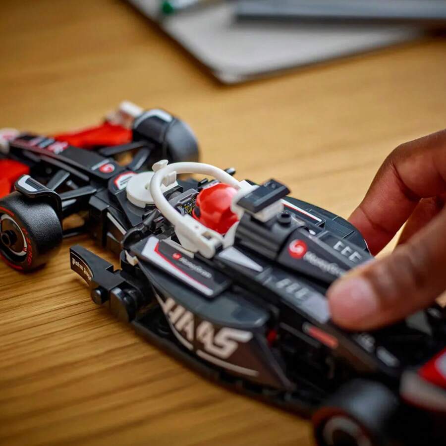 LEGO LEGO Speed Champions MoneyGram Haas F1 Team VF-24 Race Car ...