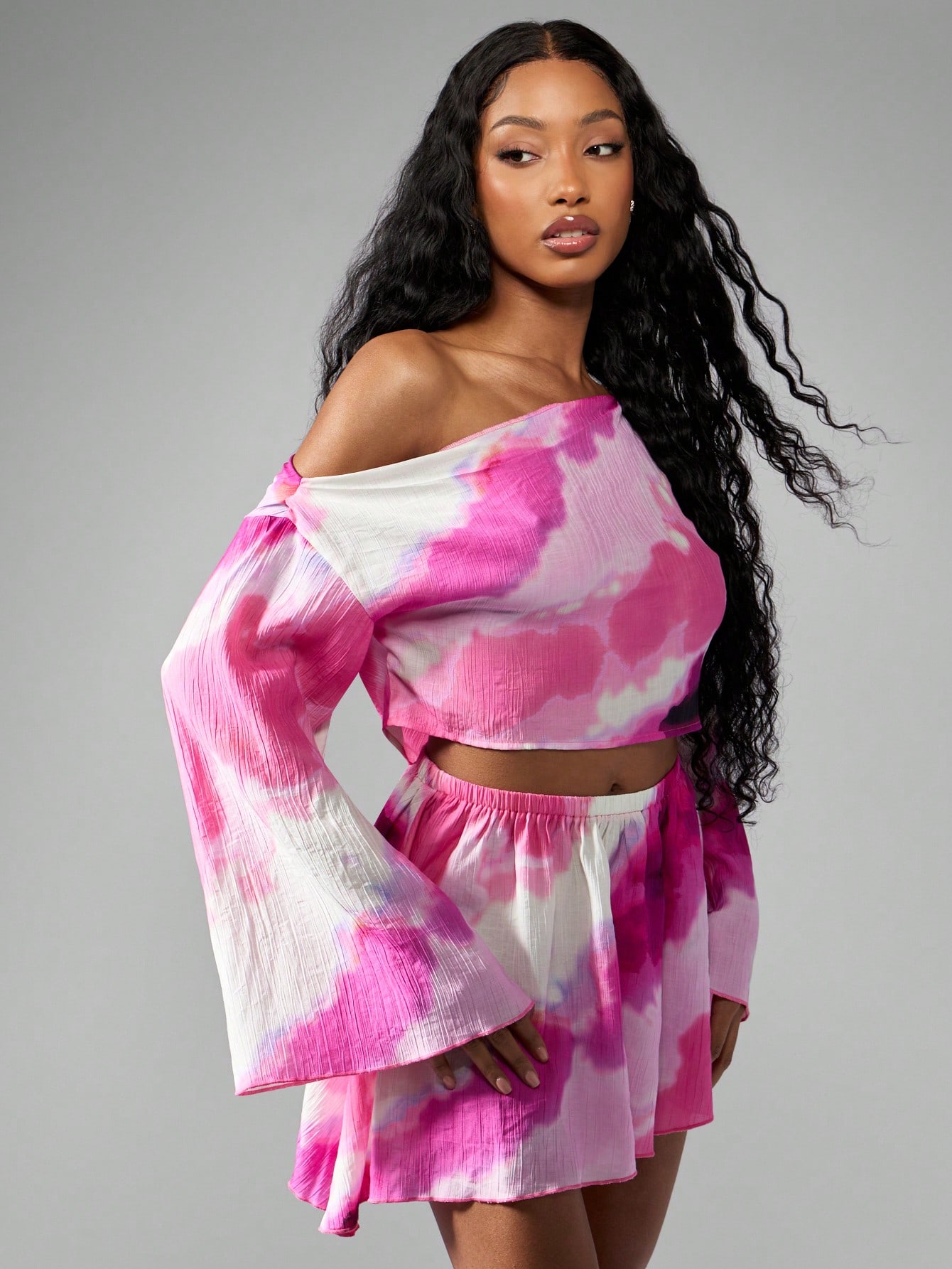 MISSGUIDED Printed Woven Flowing Top & Mini Skirt Two Piece Co Ord Set ...