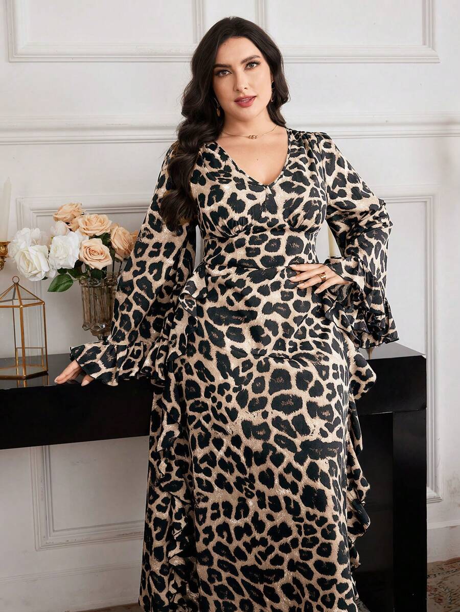 Modelyn Plus Size Elegant Leopard Print V-Neck Flare Sleeve Dress | SHEIN USA