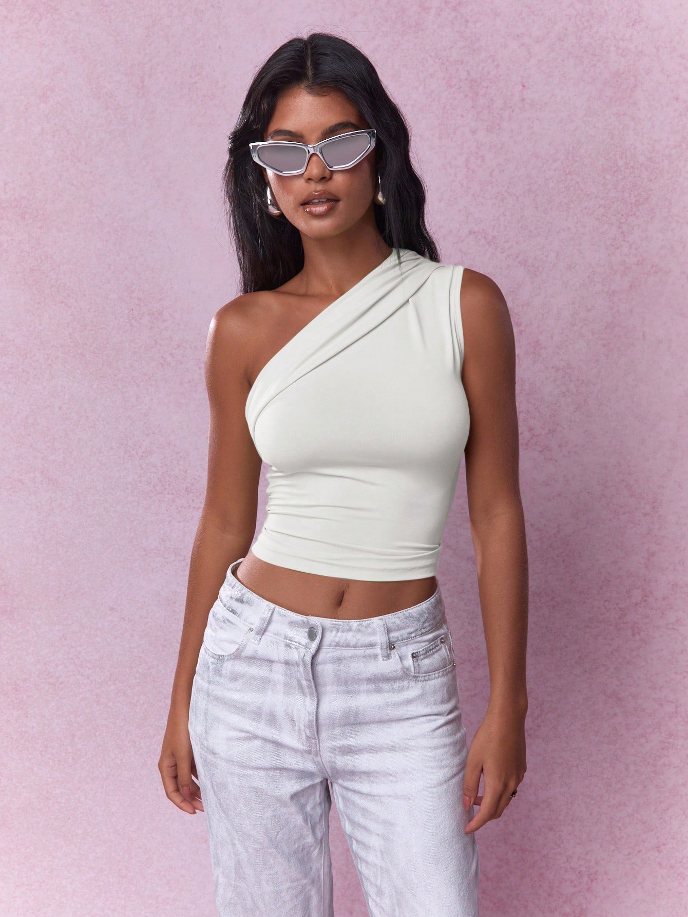 One Shoulder Crop Top Form Fitting Women Tops｜MISSGUIDED