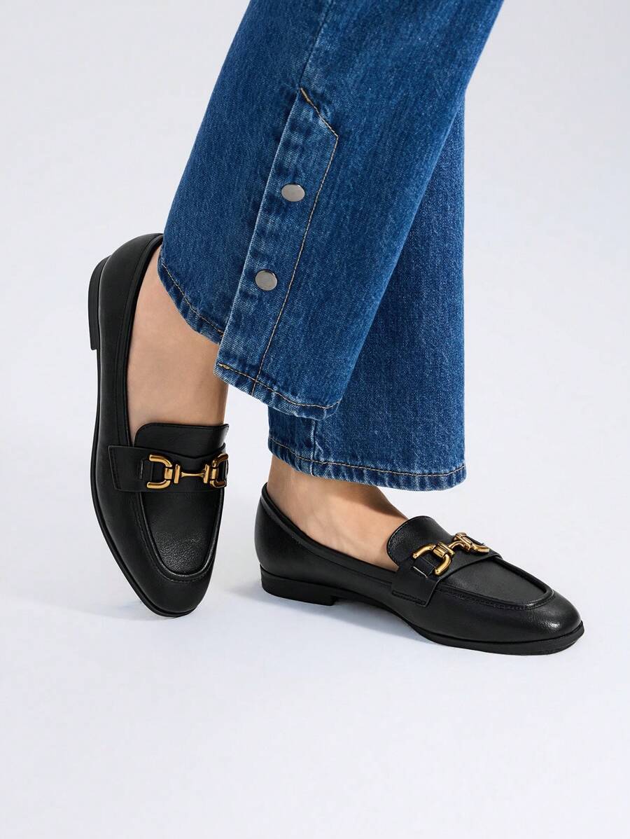 MOTF PREMIUM CASUAL COMFORTABLE METALLIC DETAIL FLATS, FOR NEW YEAR ...