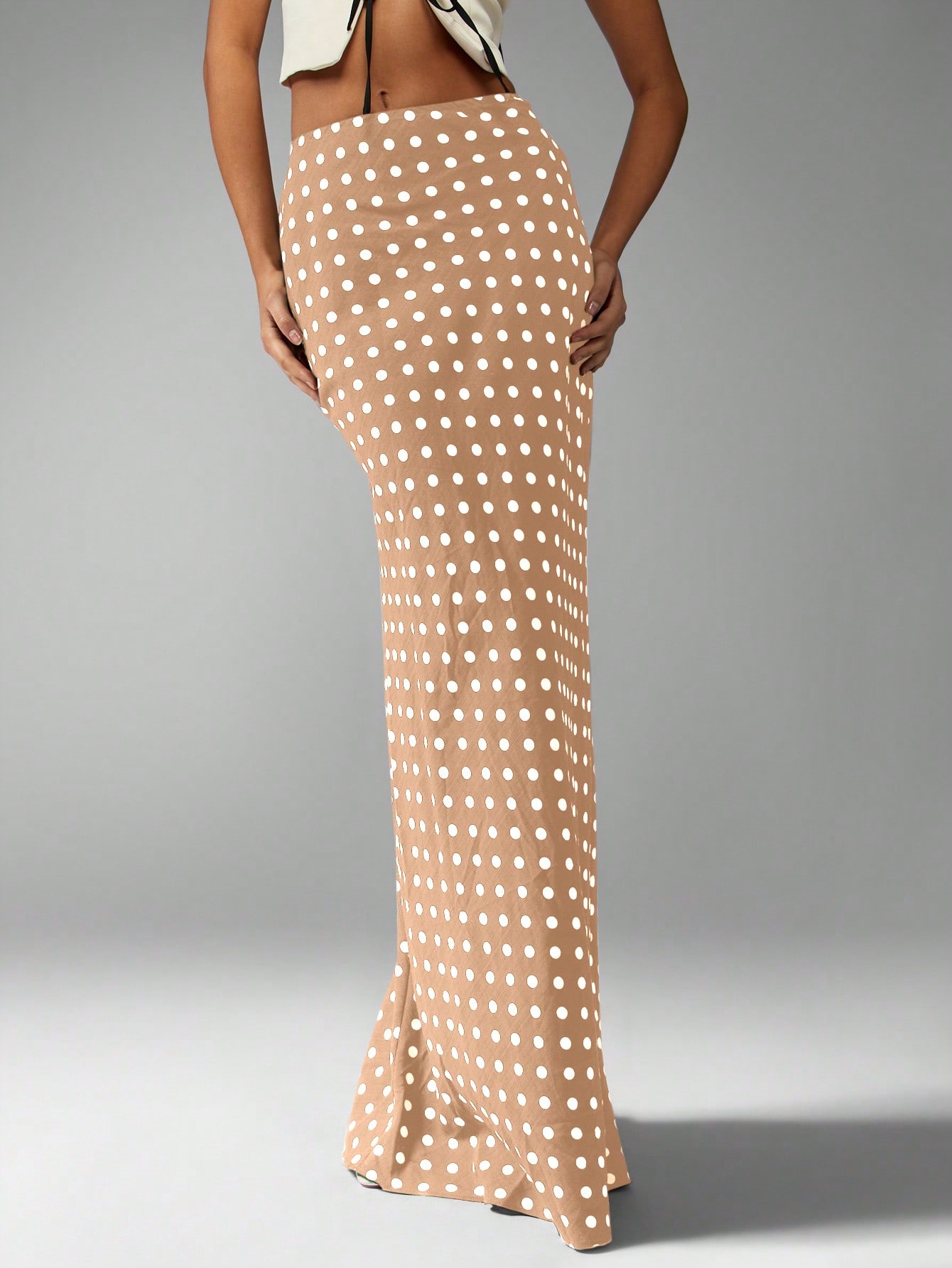 MISSGUIDED Vintage Inspired Polka Dot Maxi Skirt With Side Split｜MISSGUIDED