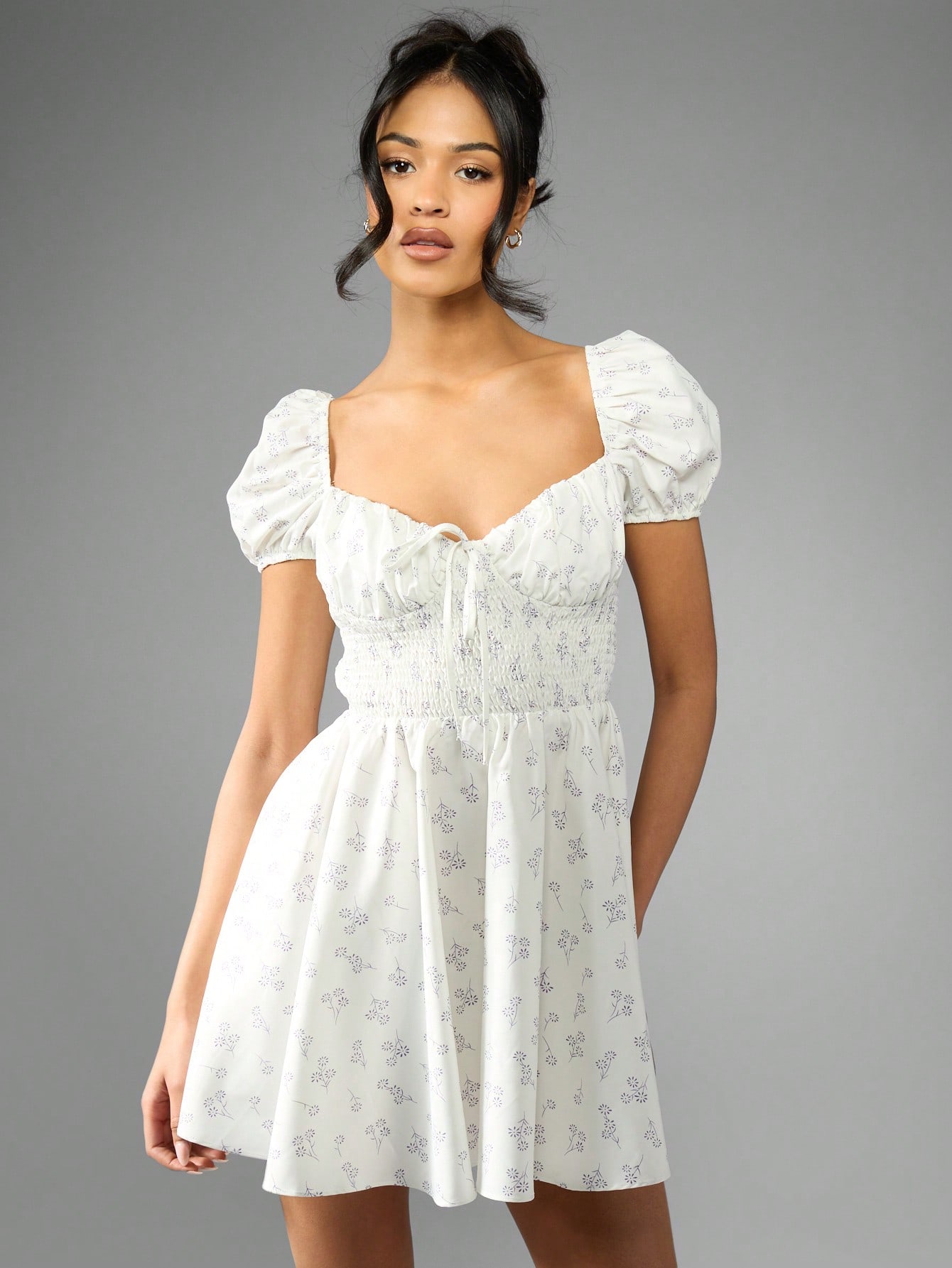 MISSGUIDED Smocked Waist Puff Sleeve Square Neck Floral Print Empire ...