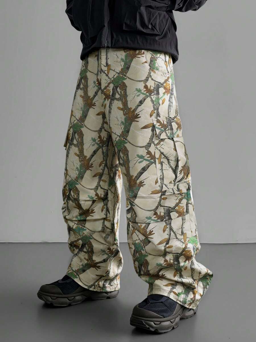 Manfinity EMRG Manfinity EMRG Men's Pants, Artistic Leaf Pattern Design ...