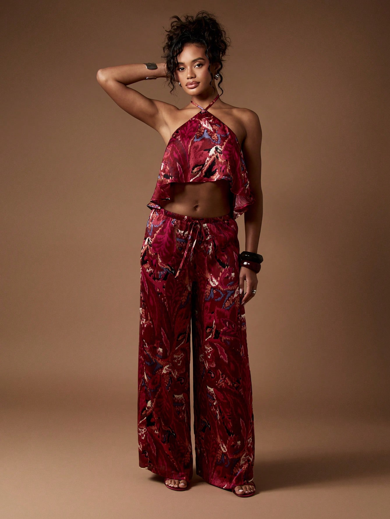 MISSGUIDED Abstract Print Halter Crop Palazzo Two-Piece Outfit｜MISSGUIDED