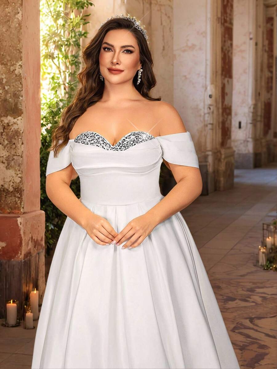 Glamrae Plus Size Elegant & Luxurious White Off-Shoulder Sweetheart ...
