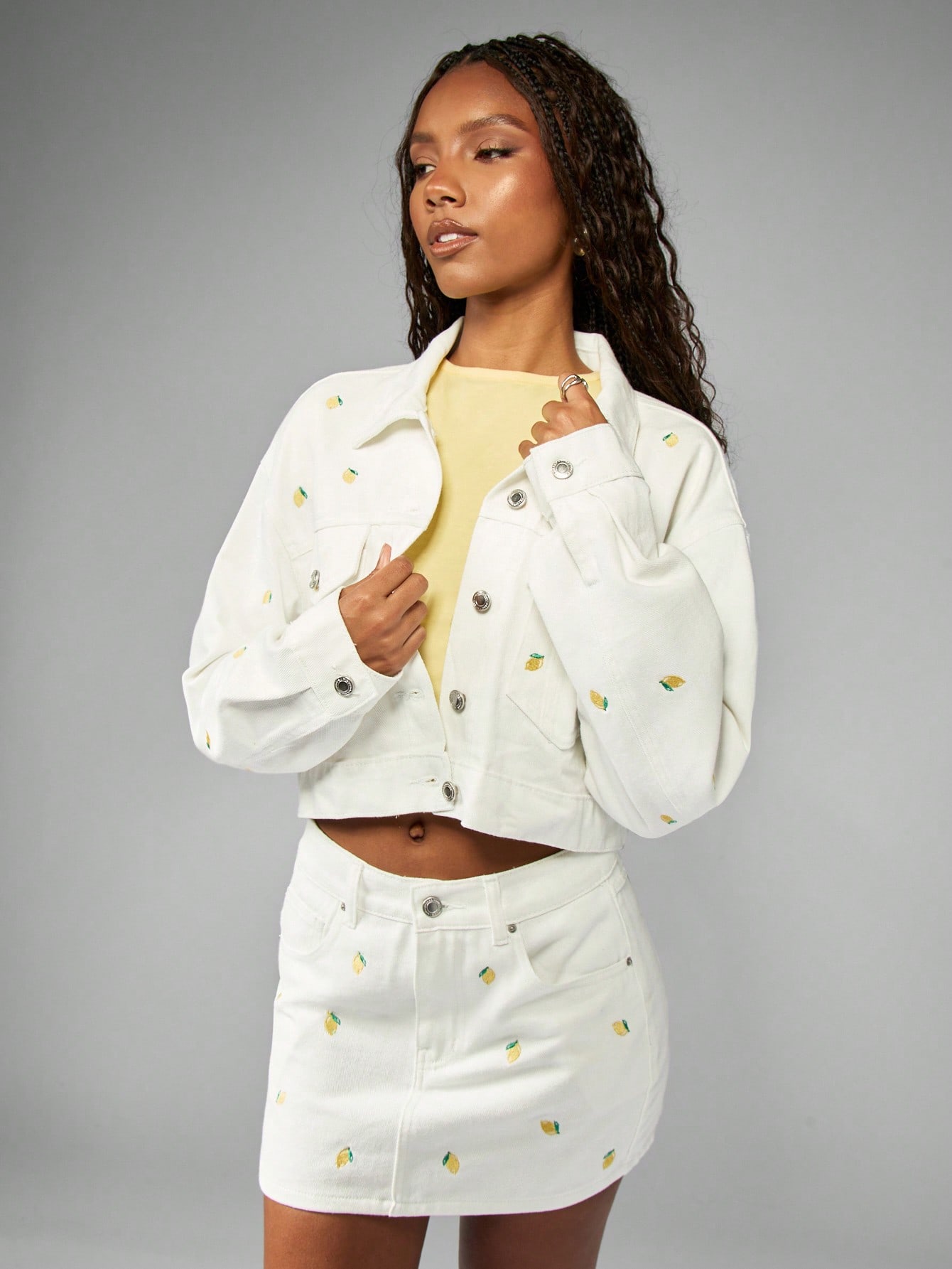 MISSGUIDED Oversized White Cotton Embroidered Lemon Print Denim Trucker ...