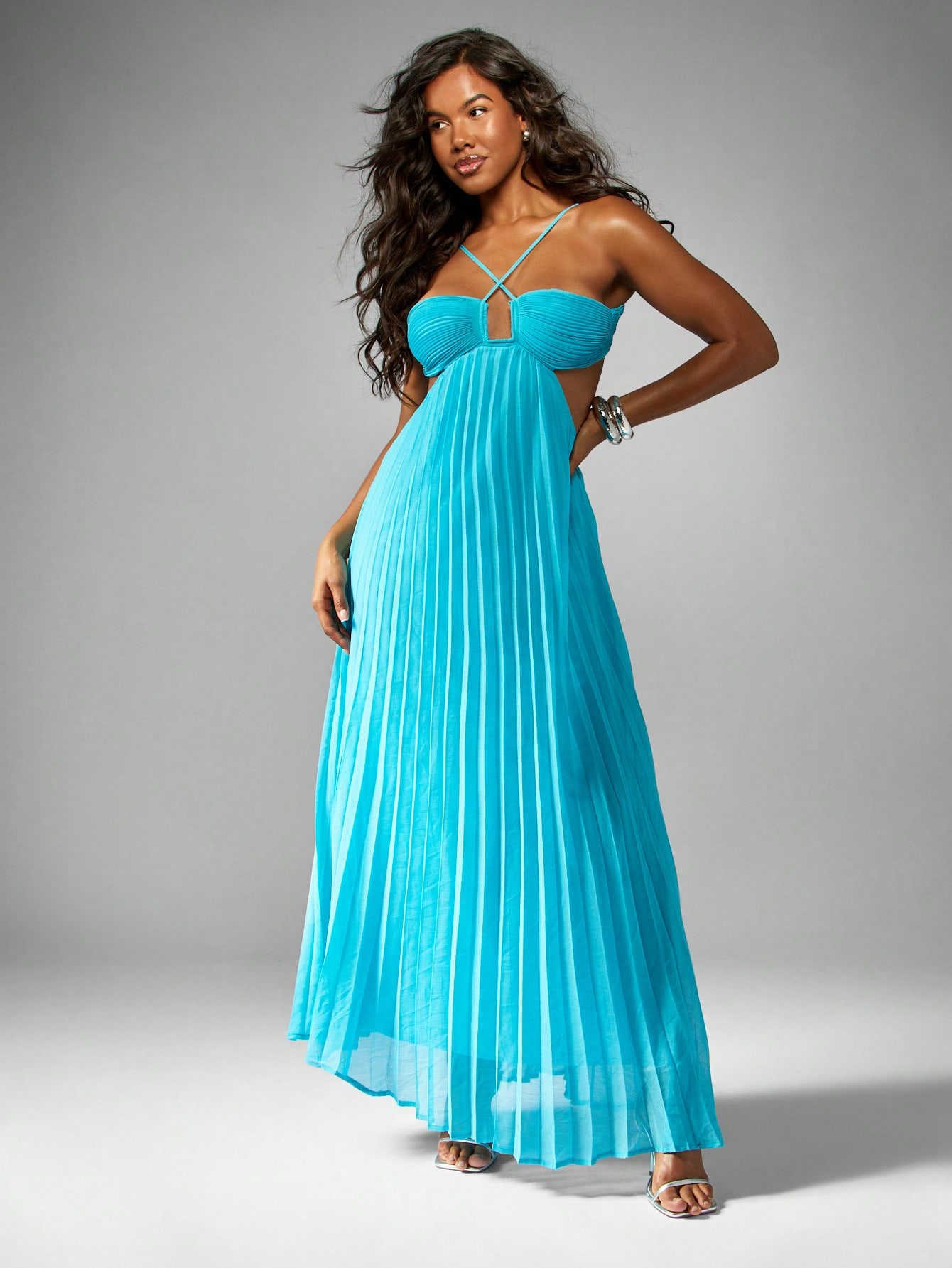 MISSGUIDED Flowy Chiffon Pleated Empire Waist Maxi Dress｜MISSGUIDED