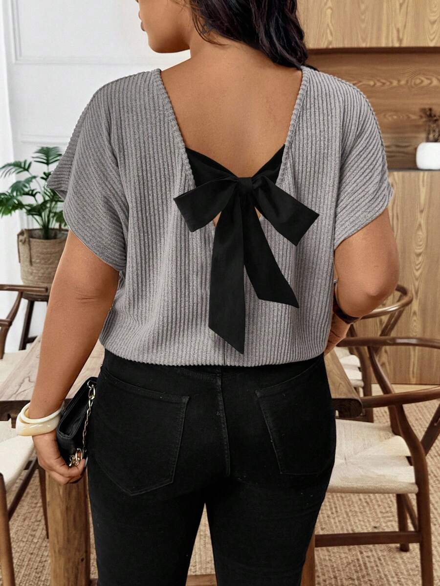 EMERY ROSE Plus Size Women's V-Neck Backless Bat Sleeve Casual T-Shirt ...