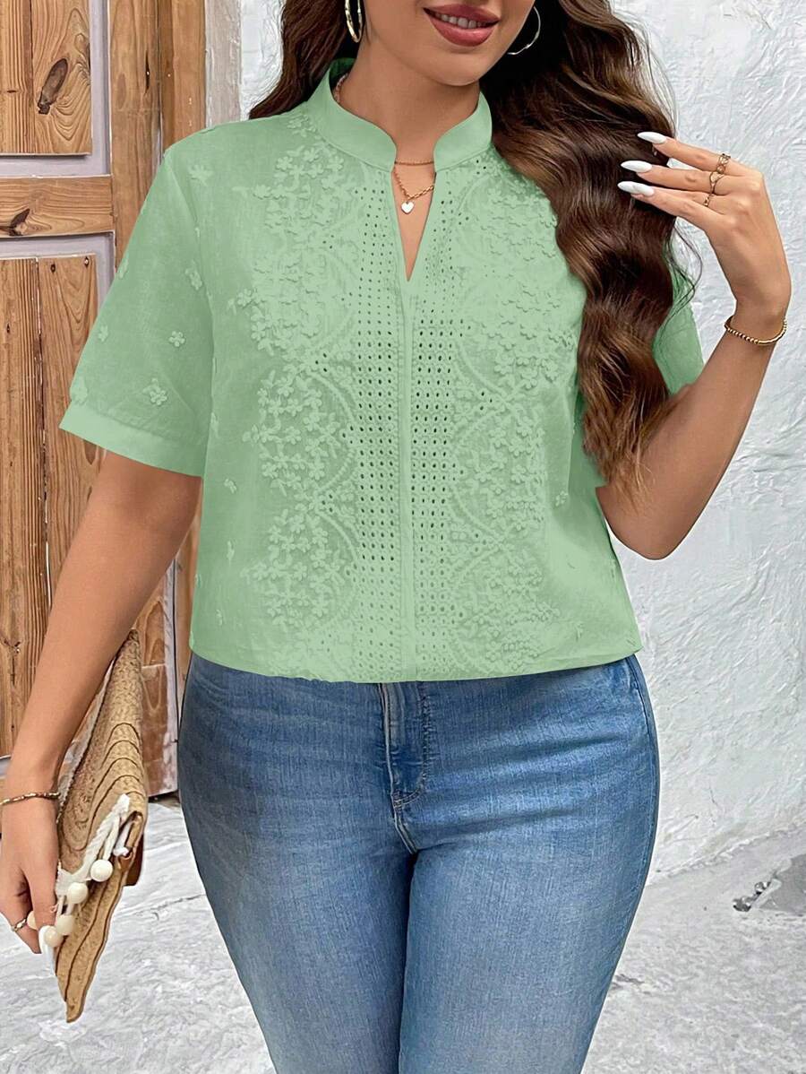 SHEIN Clasi Blusa casual de manga corta con escote en V y bordado floral para mujer de talla ...