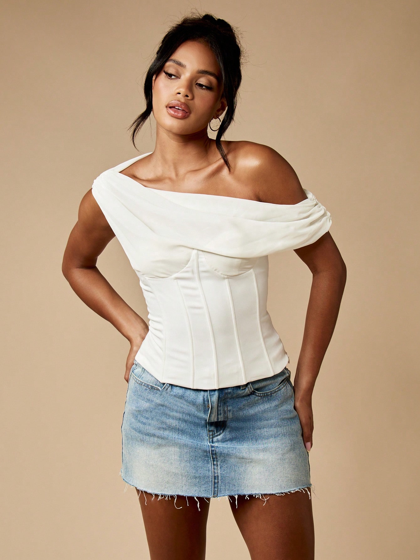 MISSGUIDED One Shoulder Draped Corset Top With Lace Back｜MISSGUIDED