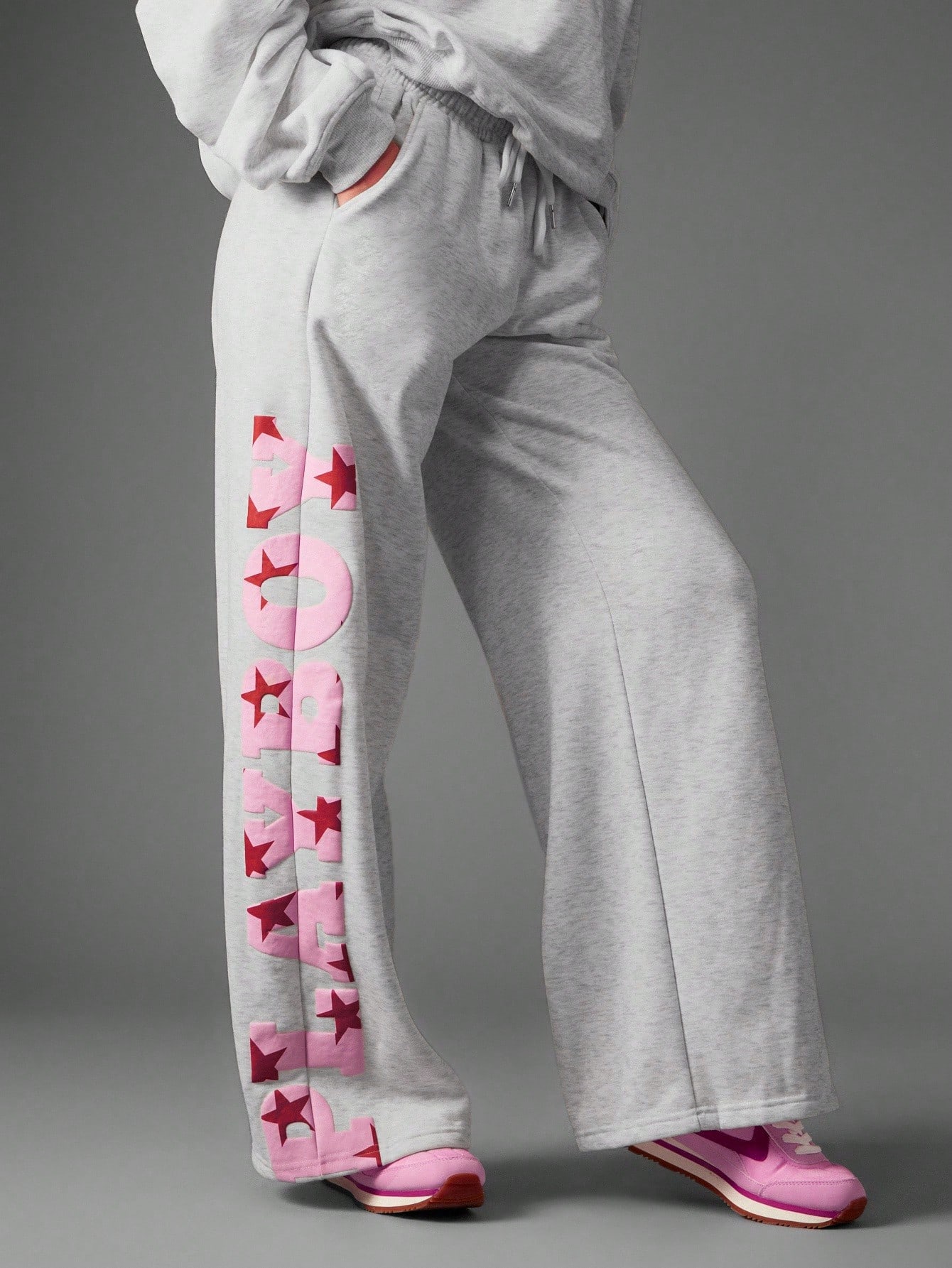 Missguided x Playboy Straight Leg Star Print Joggers｜MISSGUIDED