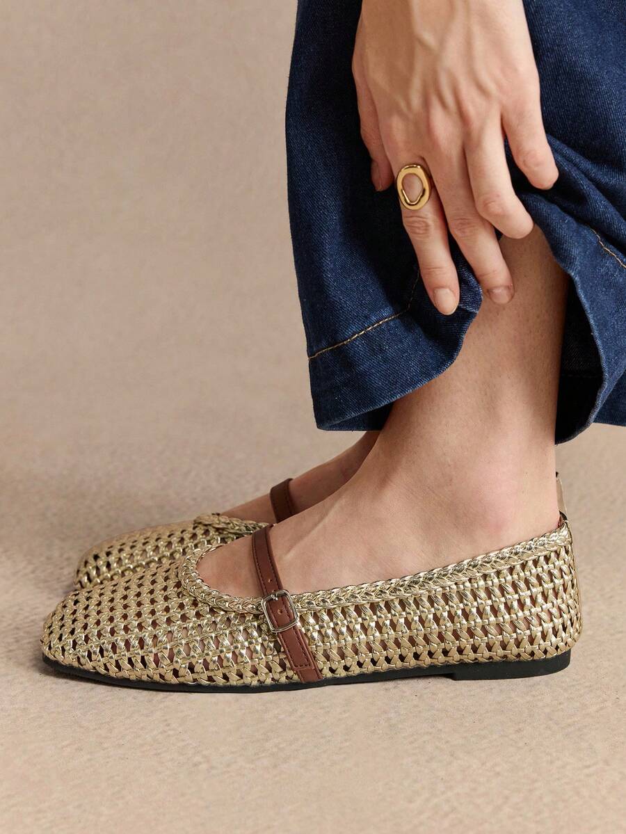 Rosivie Elegant Hollow-Out Flat Shoes For Women, Fashion & Comfortable ...