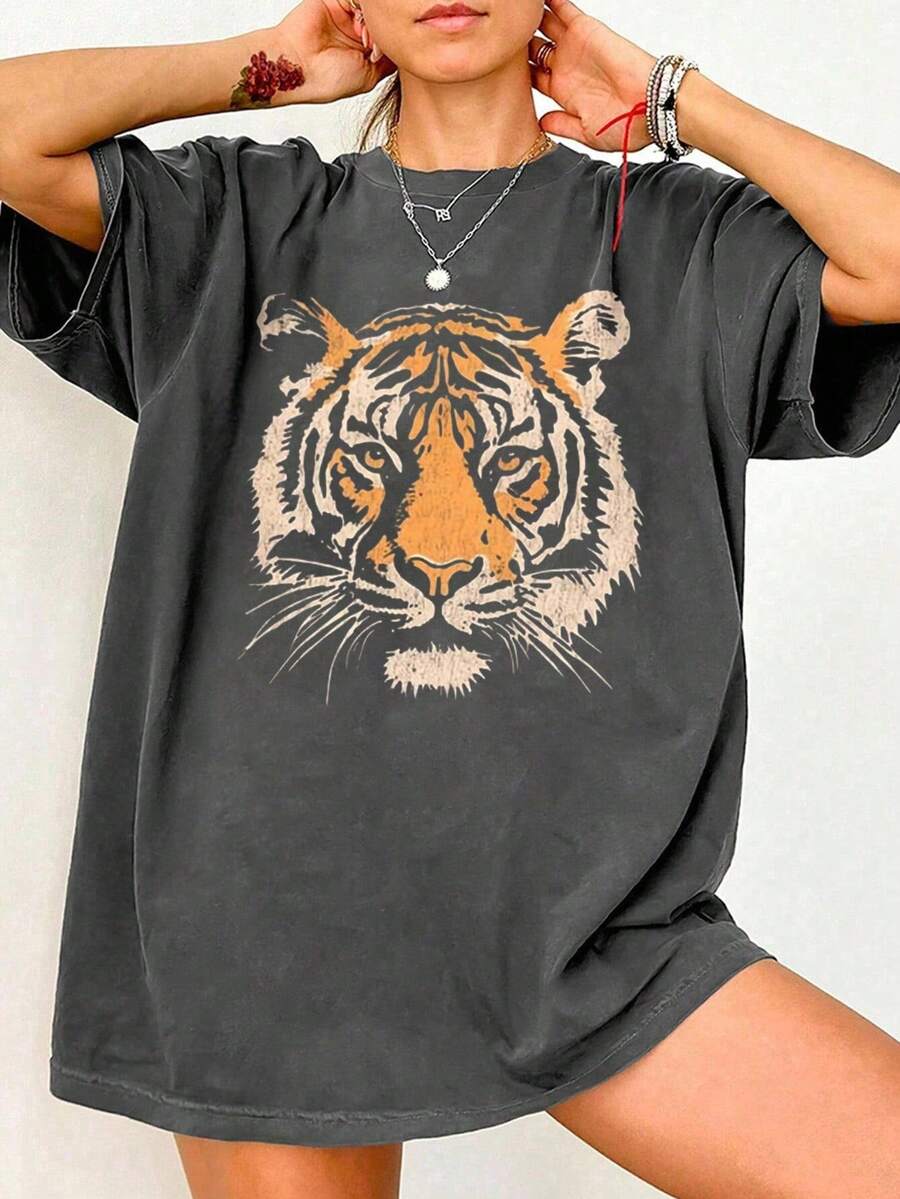 EMERY ROSE Plus Size Vintage Tiger Tee - Retro Animal T-Shirt, 90s Animal Gift For Tiger Lover ...