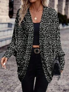 SHEIN Frenchy Chaqueta delgada de manga larga con estampado de leopardo ...