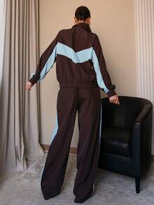 Bris Aura Nylon Jogginghose mit Kordelzug, Kontrastpanelen und weitem ...