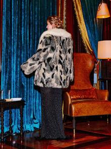 VOLUPTÉ CURVE Chaqueta corta con escote en V de talla grande con ...