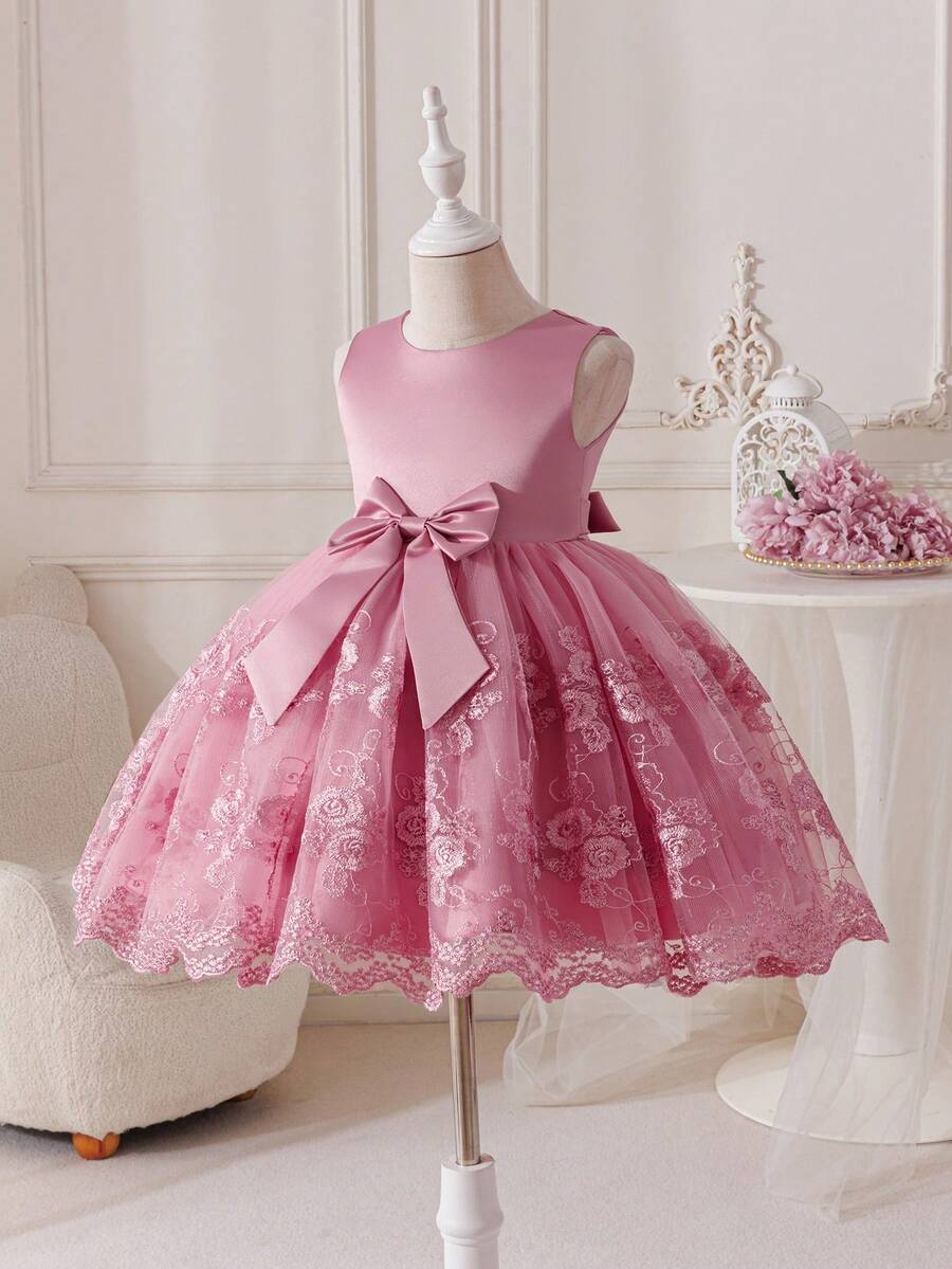 Glamorique Kids Satin, Tulle & Lace Weaved Pink Flower Girl Dress For ...