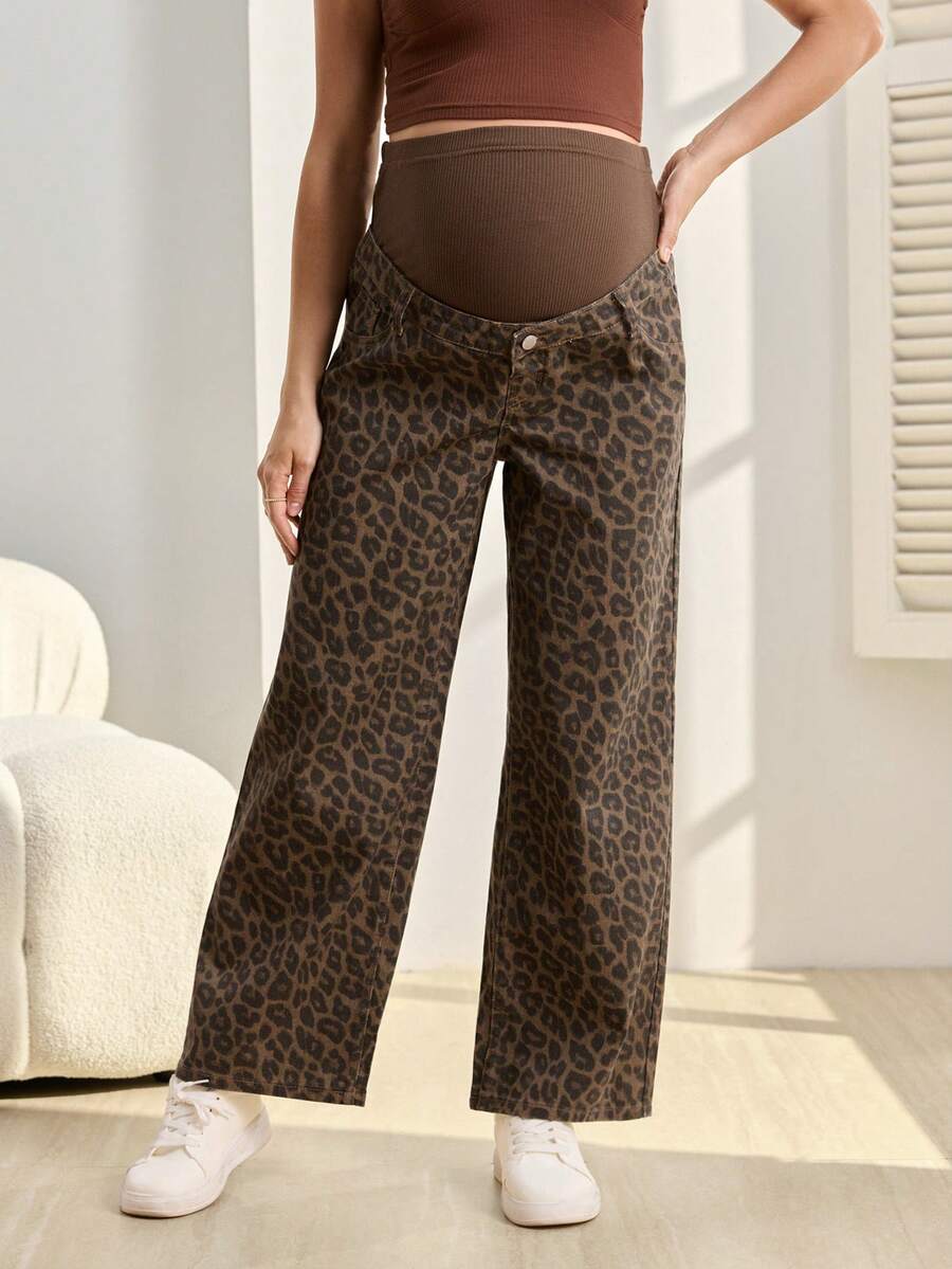 SHEIN Jeans de maternidad con ajuste holgado y estampado de leopardo ...