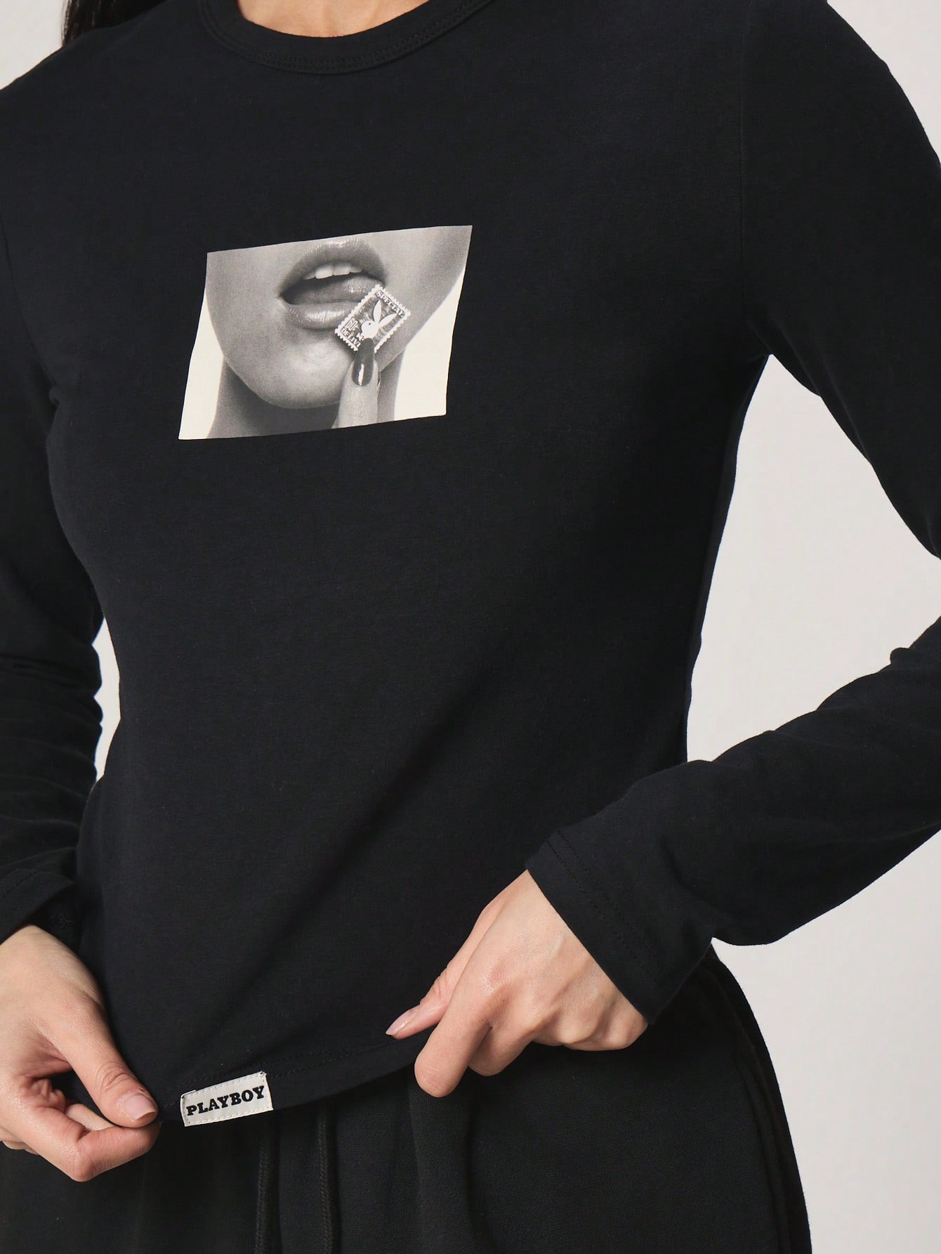 Missguided x Playboy Long Sleeve Graphic Tee With Artistic Print｜MISSGUIDED